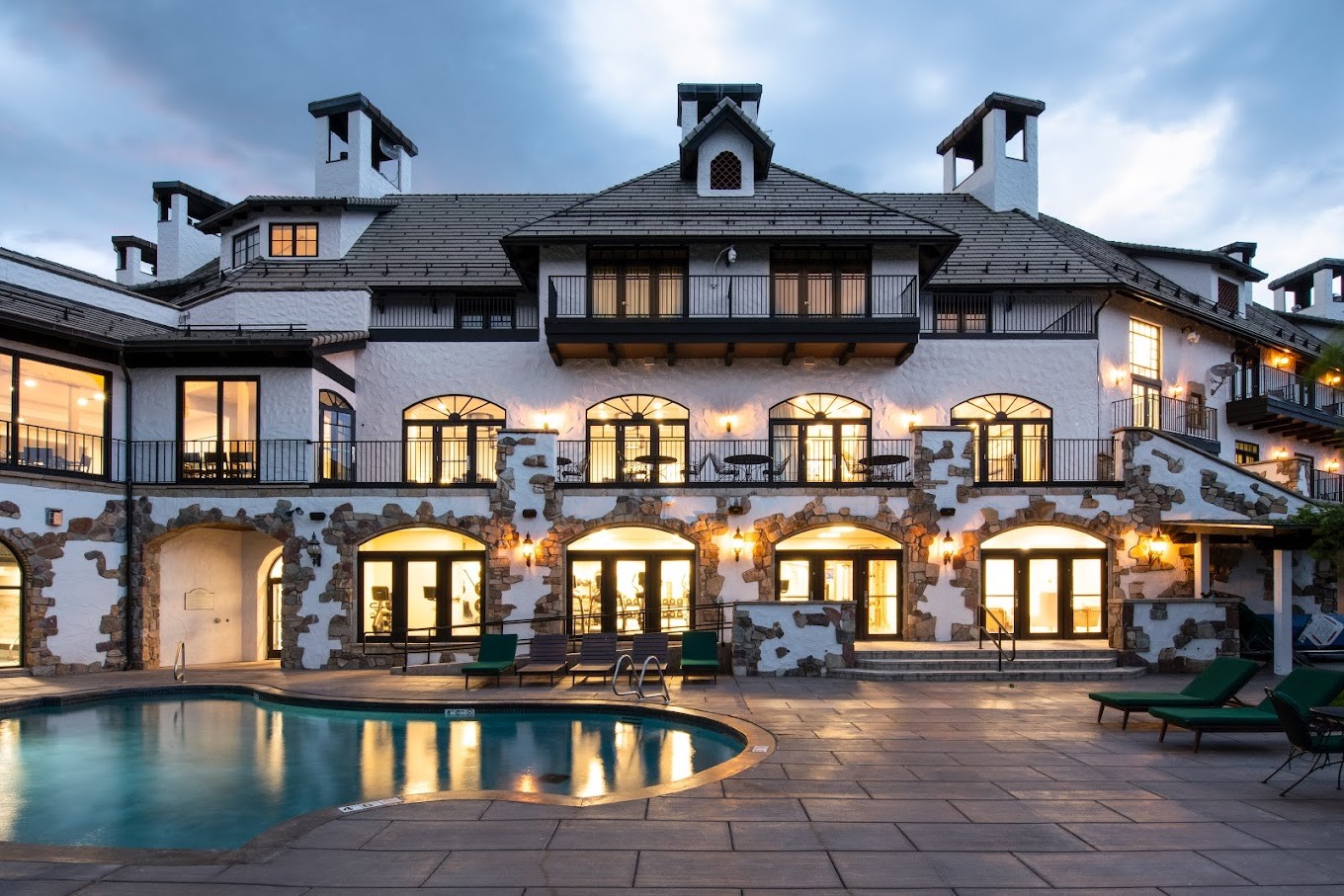 All Points North Lodge - Edwards, CO | Rehab.com