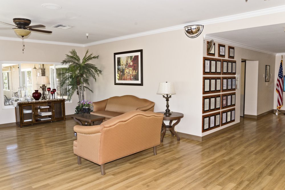 Antelope Valley Care Rehab in Lancaster, CA | Get Costs, Reviews ...